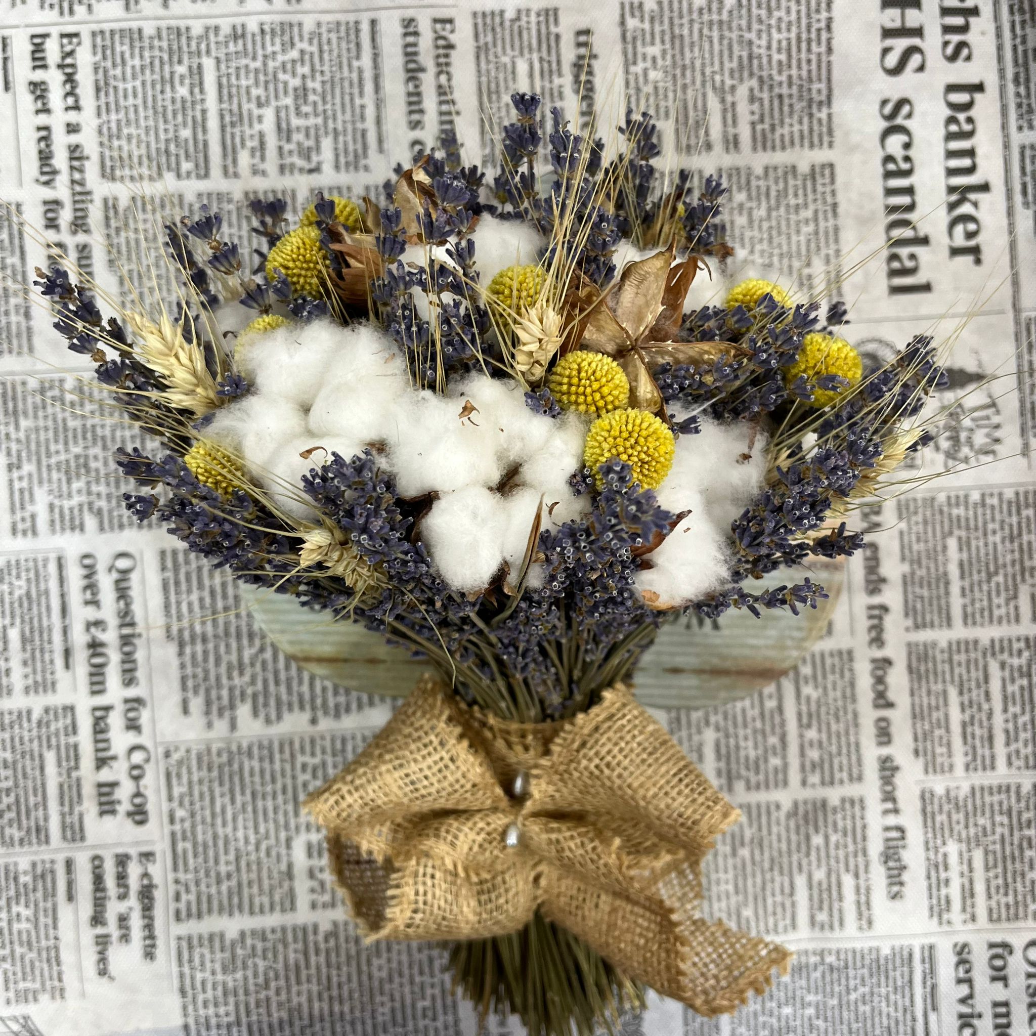 Buchet de mireasa lavanda, spice de grau, flori de bumbac si craspedia ...