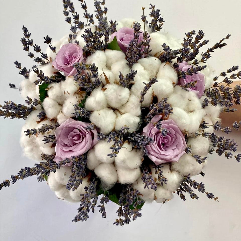 Buchet cununie bumbac, lavanda si trandafiri mov – Atelier Secret Garden