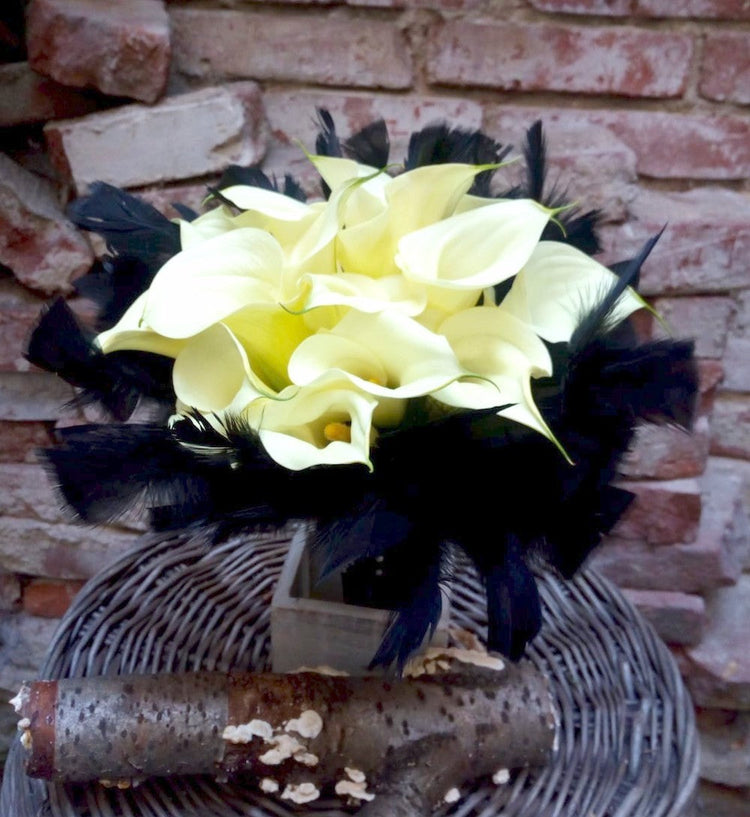 Buchet cununie civila cale albe si pene negre - modele buchete cununie ...